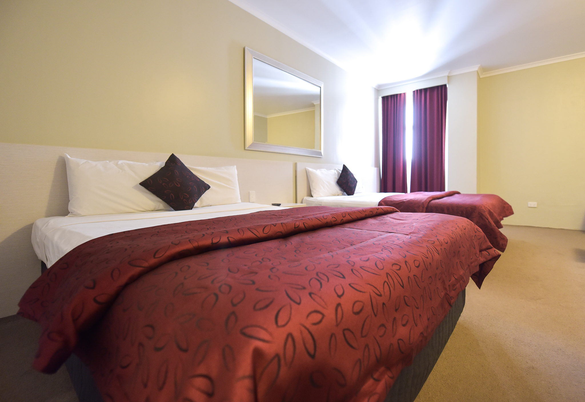 Deluxe Room - Isa Hotel